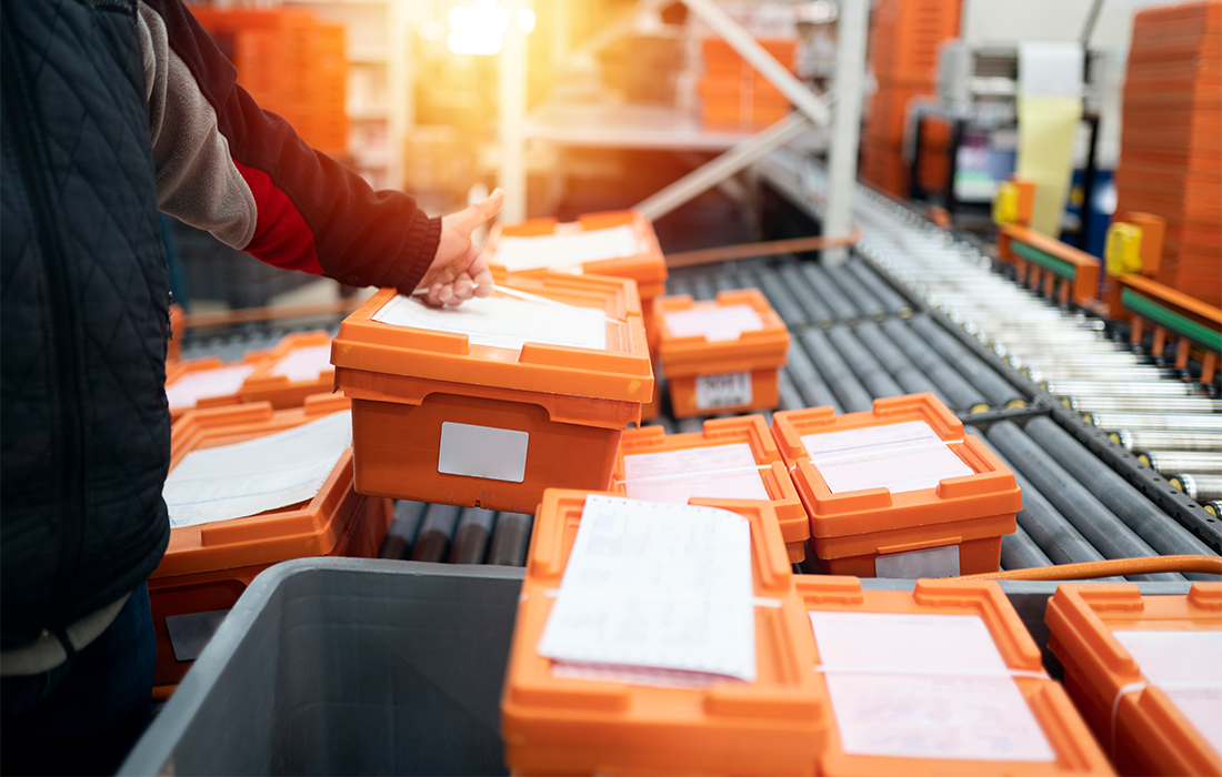 Picking & Packing Efficiently in Any Facility